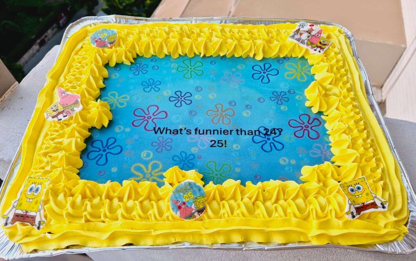 עוגת גן בוב ספוג, משלוח בחולון, ללא גלוטן | השפים